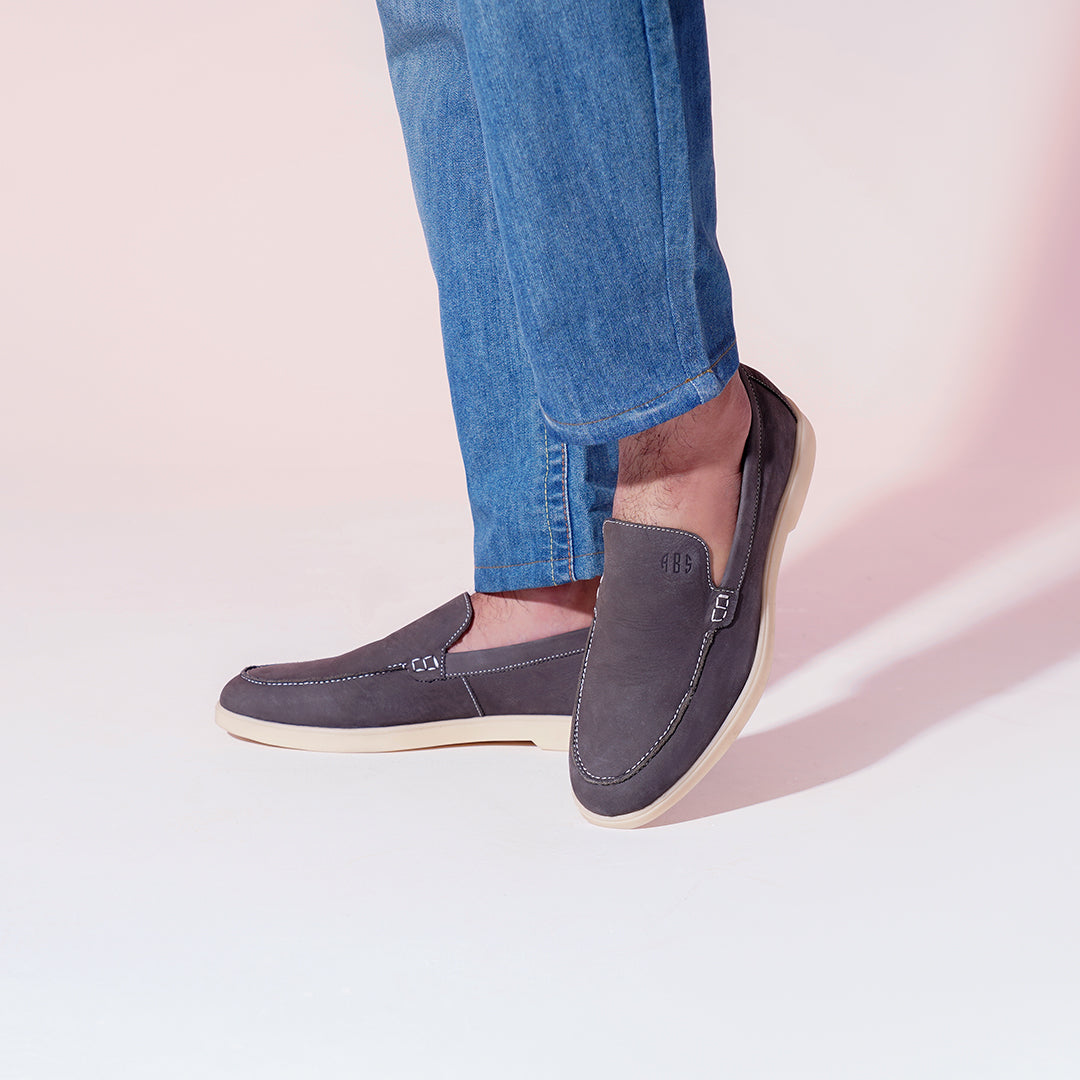 Step Into Style: The Ultimate Guide to Casual Shoes for Men – Abs Store
